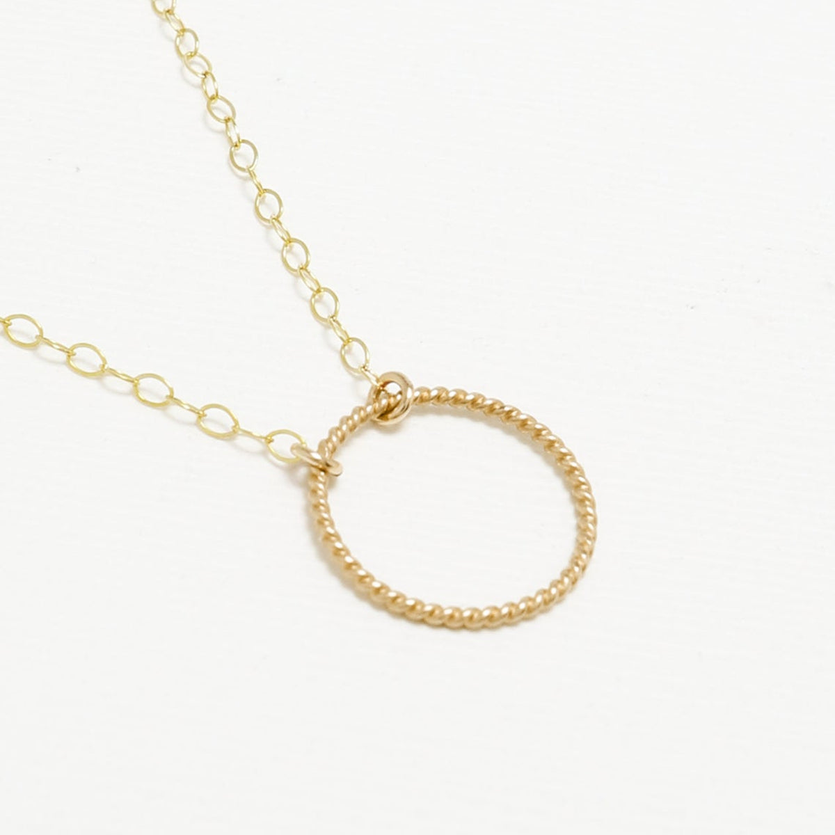 Unity Twist Circle Necklace – Irresistibly Minimal